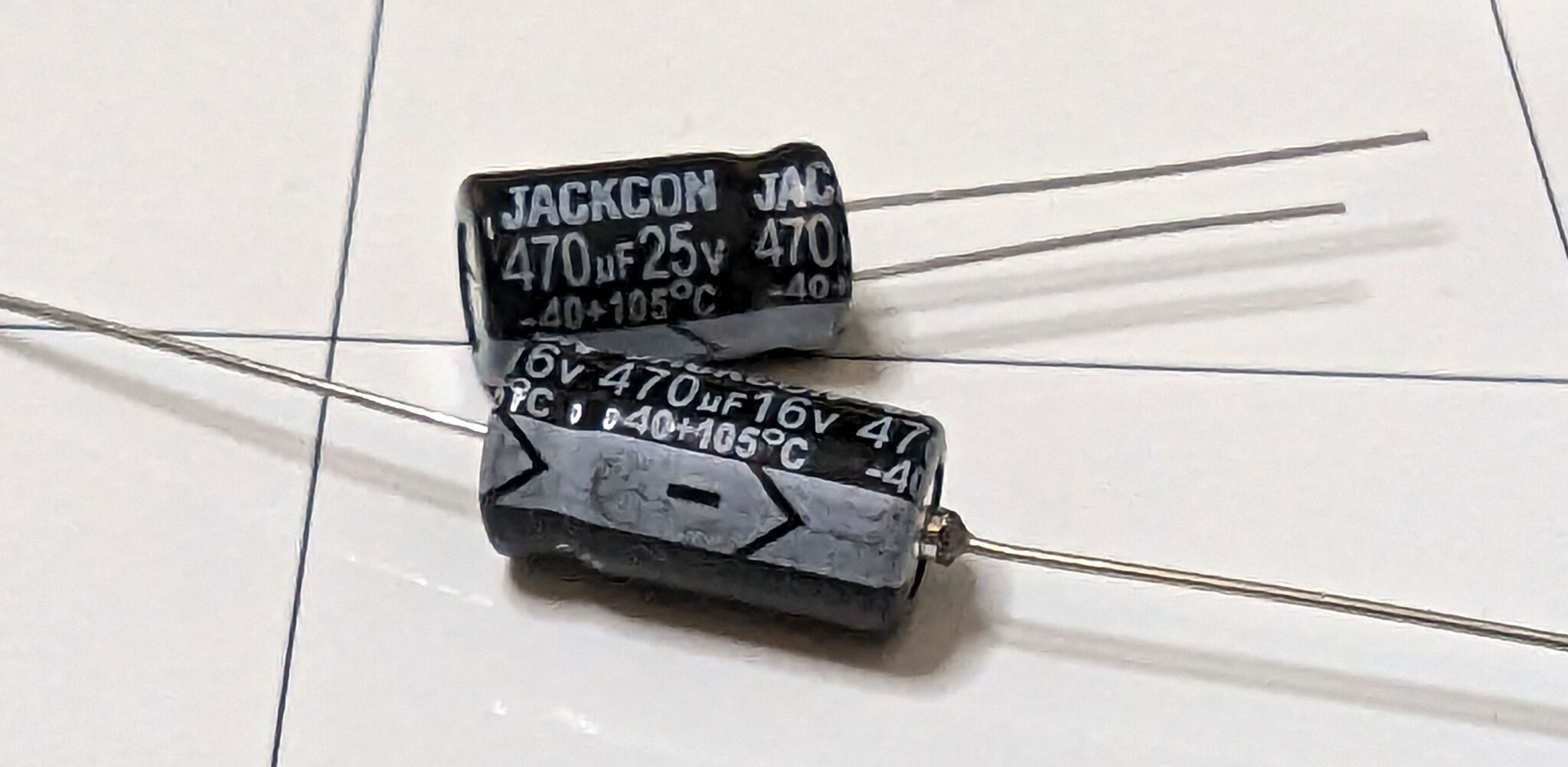 New Build ZX Spectrum – Installing The Capacitors – Lost Retro Tapes