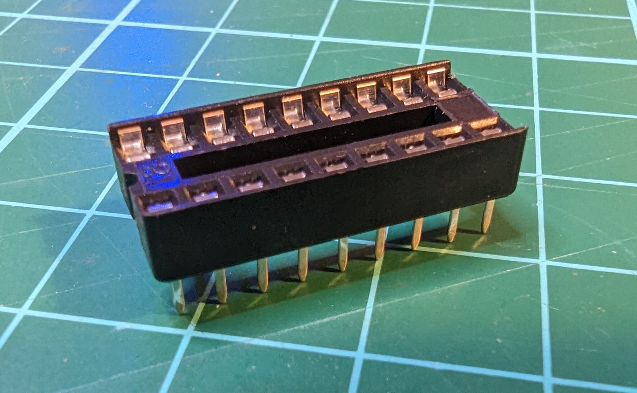 New Build ZX Spectrum – Installing the DIL sockets and Chips – Lost ...